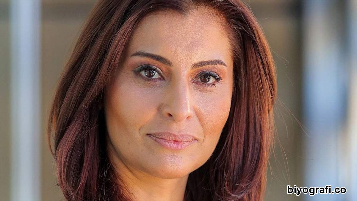 Hande Fırat kaç çocuğu var ⭐ hakkında bilgi edinin! ⭐ Biyografi.co