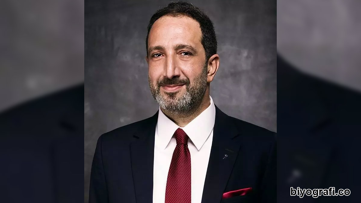 Mahir Kaplan ️ Kimdir, Boyu, Kaç Yaşında, Nereli Biyografi.co