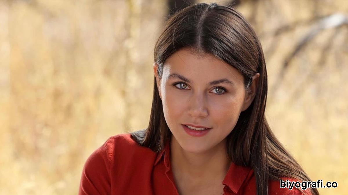 Melis Sevinç Kimdir, Boyu, Kaç Yaşında, Nereli Biyografi.co