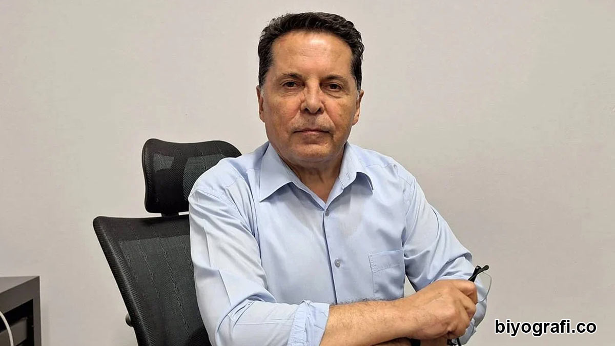 Prof. Dr. Ahmet Özer Kimdir, Boyu, Kaç Yaşında, Nereli Biyografi.co