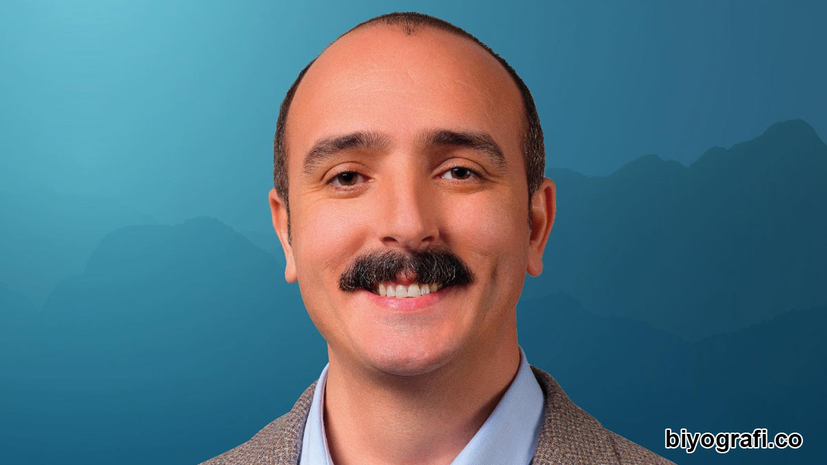 Cem Kotan Kimdir, Boyu, Kaç Yaşında, Nereli Biyografi.co