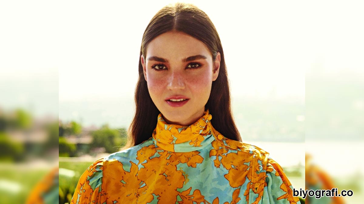 Alara Mildon ne zaman evlendi ⭐ hakkında bilgi edinin! ⭐ Biyografi.co