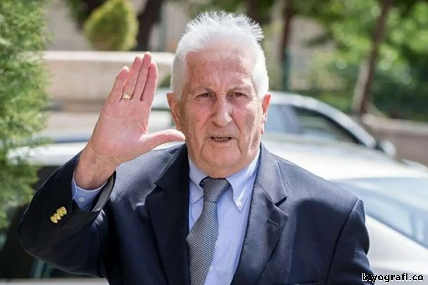 Çevik Bir Kimdir, Boyu, Kaç Yaşında, Nereli Biyografi.co